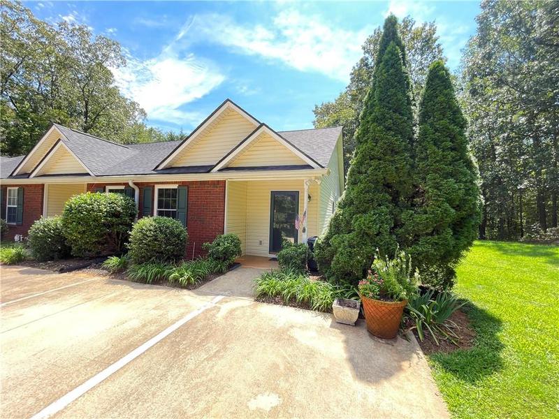 4012 Hidden Hollow Terrace C, Gainesville, GA 30506 | SimpleShowing