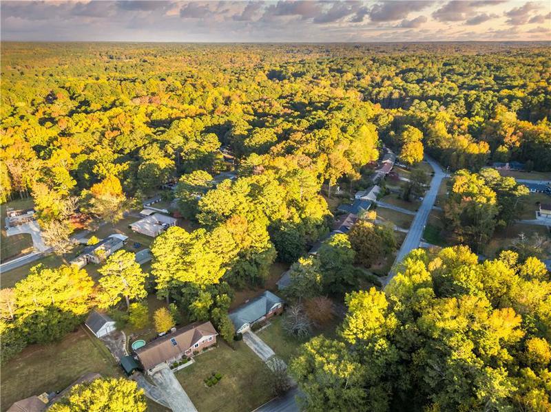 2142 Colonial Oak Way, Stone Mountain, GA 30087 | SimpleShowing