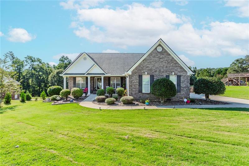 855 Crystal Meadow Drive, Winder, GA 30680 | SimpleShowing